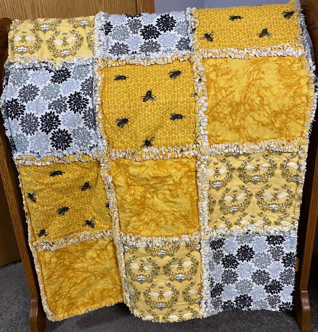 Handmade Rag Lap Quilt-bee Kind Queen Bee Quilt - Etsy