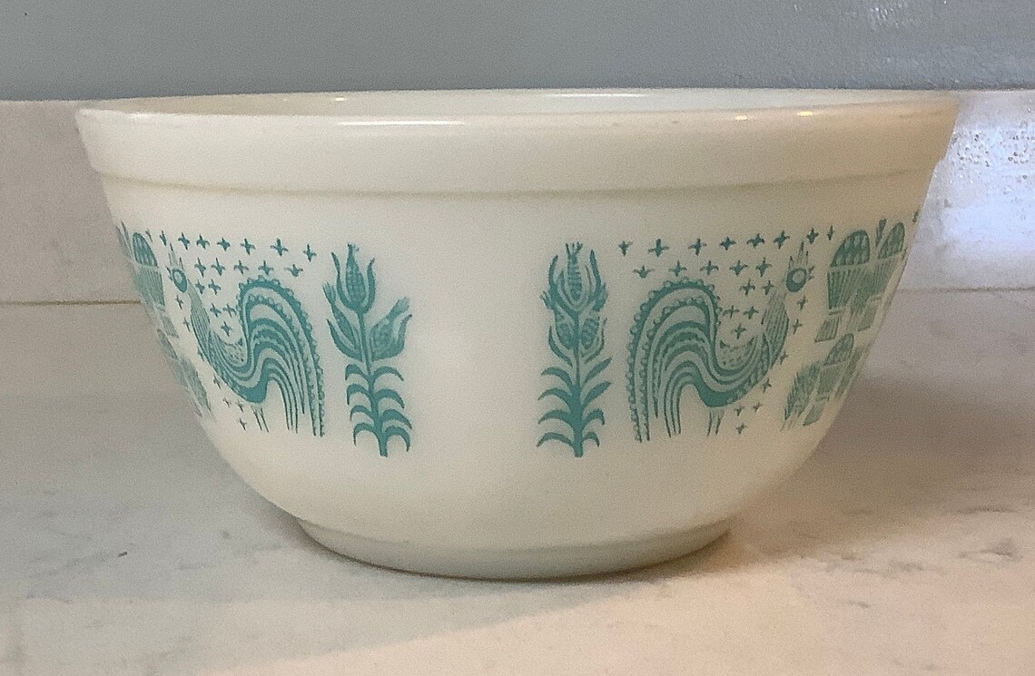 Vintage Pyrex Amish Mixing Bowl 402 1 1/2 Quart - Etsy Canada