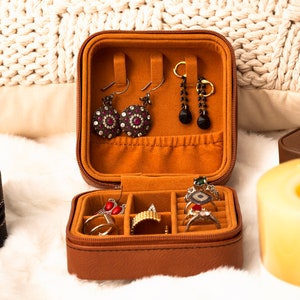 Custom Sunflower Jewelry Case, Sunflower Monogram Jewelry Case ...