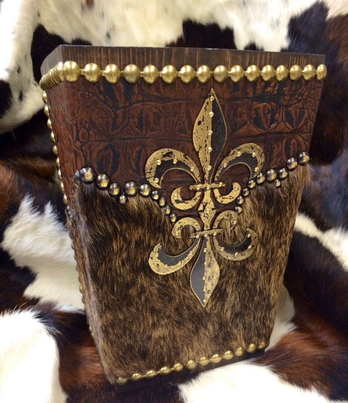Gorgeous Tuscan Drake fleur De Lis Decor Cowhide Waste | Etsy