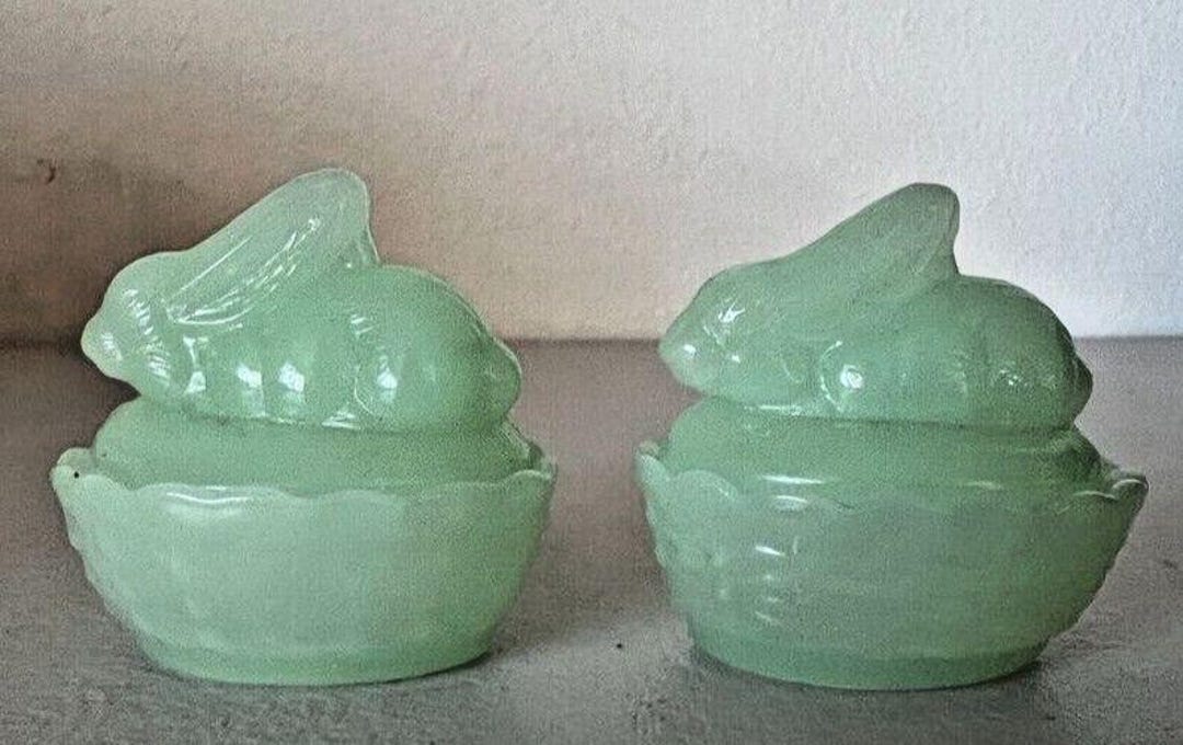Jadeite Green Glass Bunny Rabbit Boxes Vintage Pair With Lids by ...