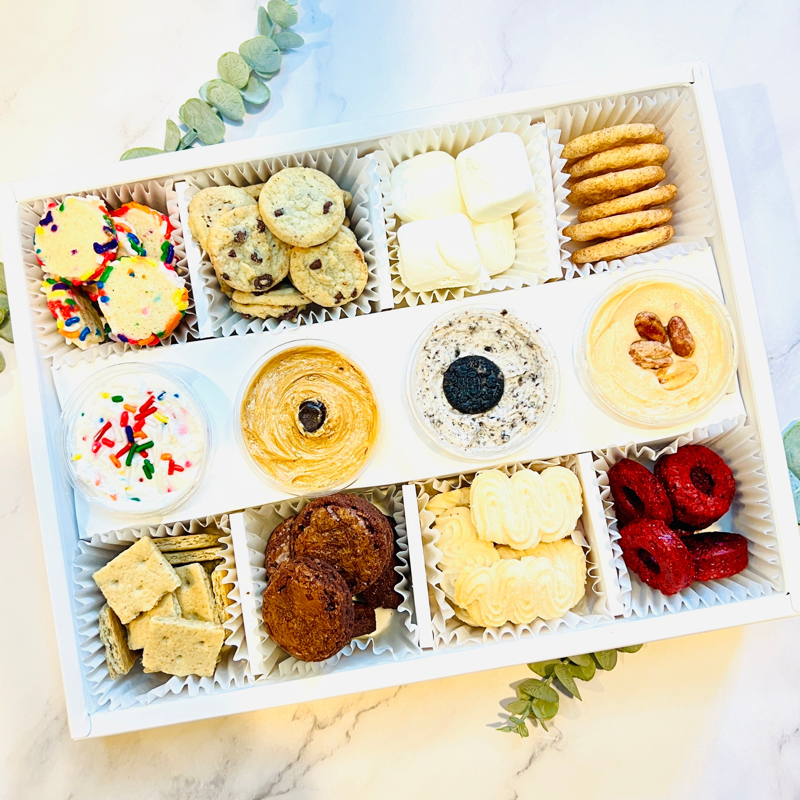 Grazing Box Charcuterie Board Gift Box Party Grazing Dessert Box Dip ...