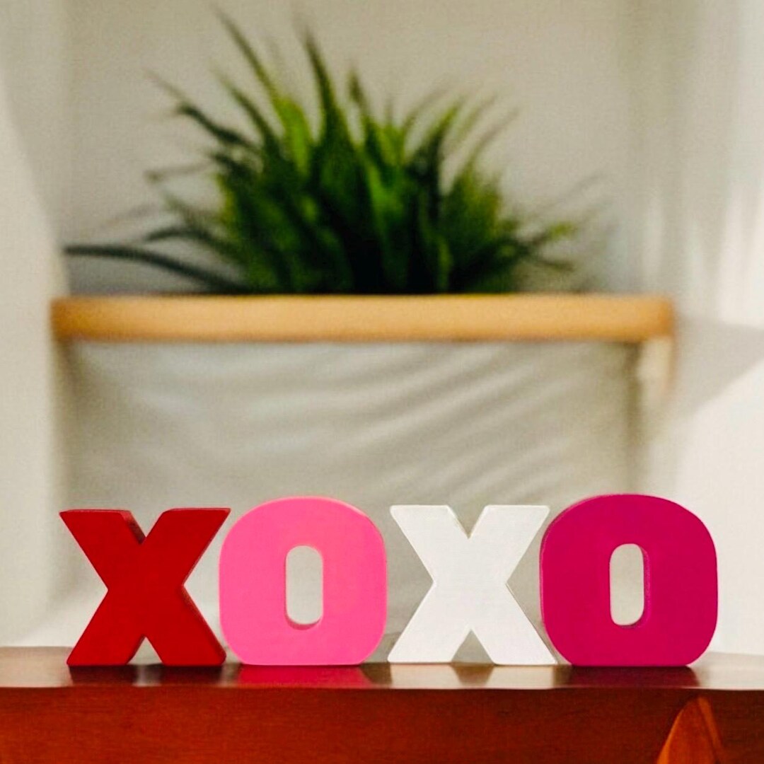 XOXO DECORATIONS, XOXO Tray Decor, Valentine Tiered Tray Decorations ...