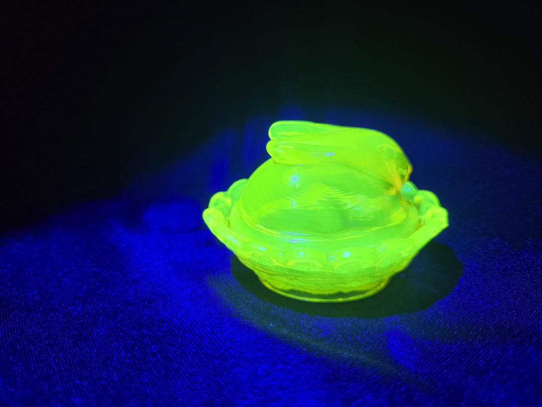 Boyd Uranium Orange Bunny on Nest Salt Cellar - Etsy