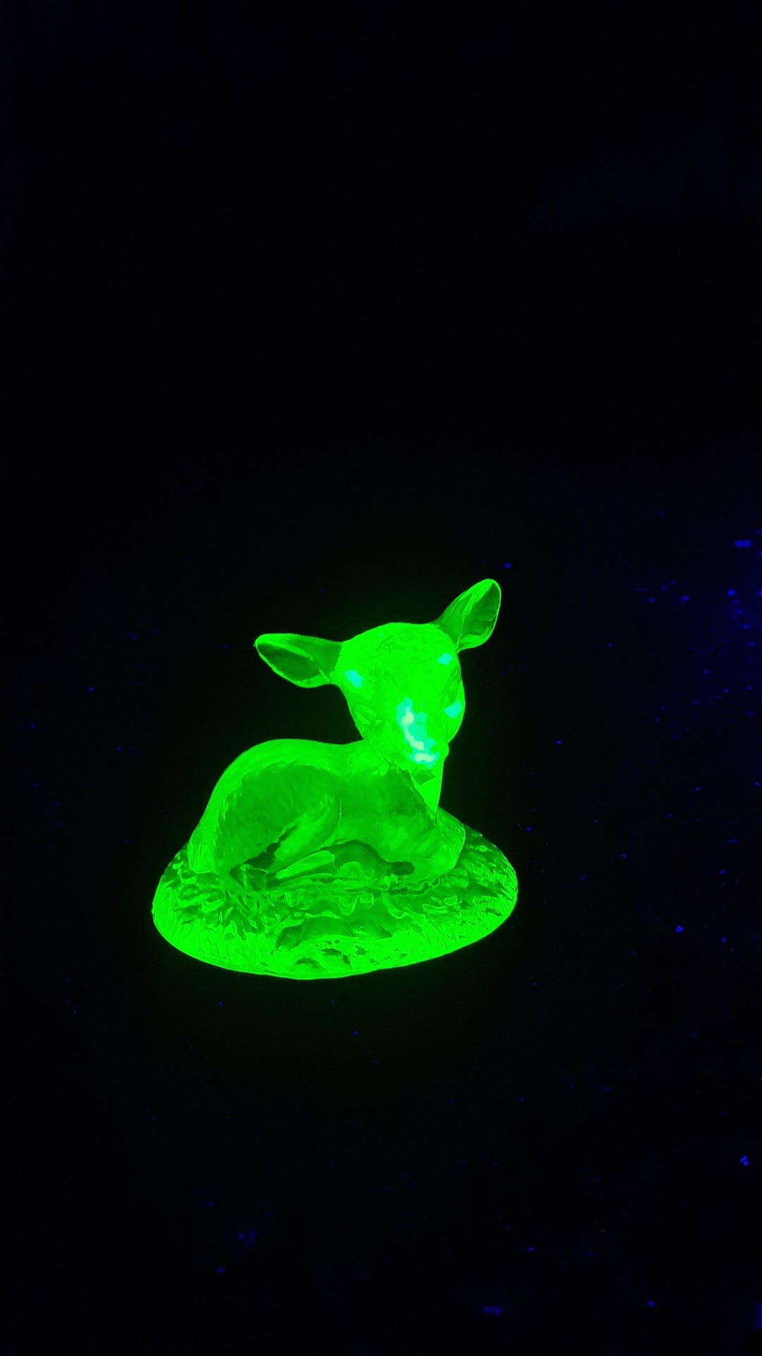Uranium Boyd Art Glass Bingo the Deer - Etsy