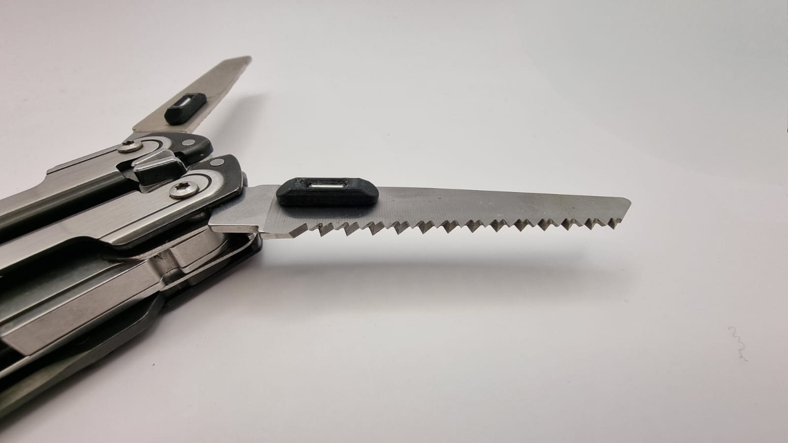 Thumb Tabs tritium Design for Leatherman Arc for the Saw and File - Etsy