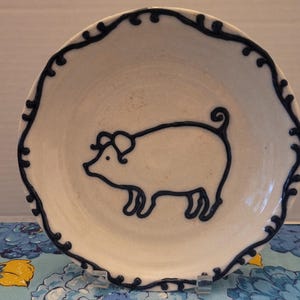 Hand Thrown Round Pig Pie Plate White With Blue Design Beautiful, Pie ...