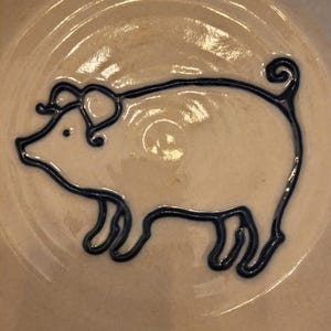 Hand Thrown Round Pig Pie Plate White With Blue Design Beautiful, Pie ...