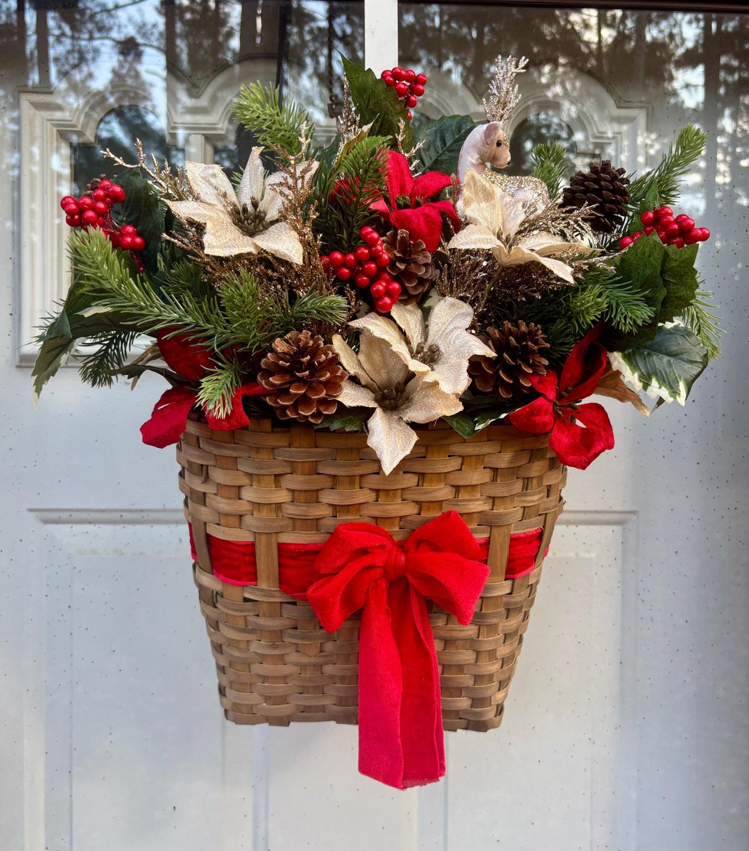 Poinsettia Christmas Basket for Front Door, Indoor Holiday Decor, Gold ...