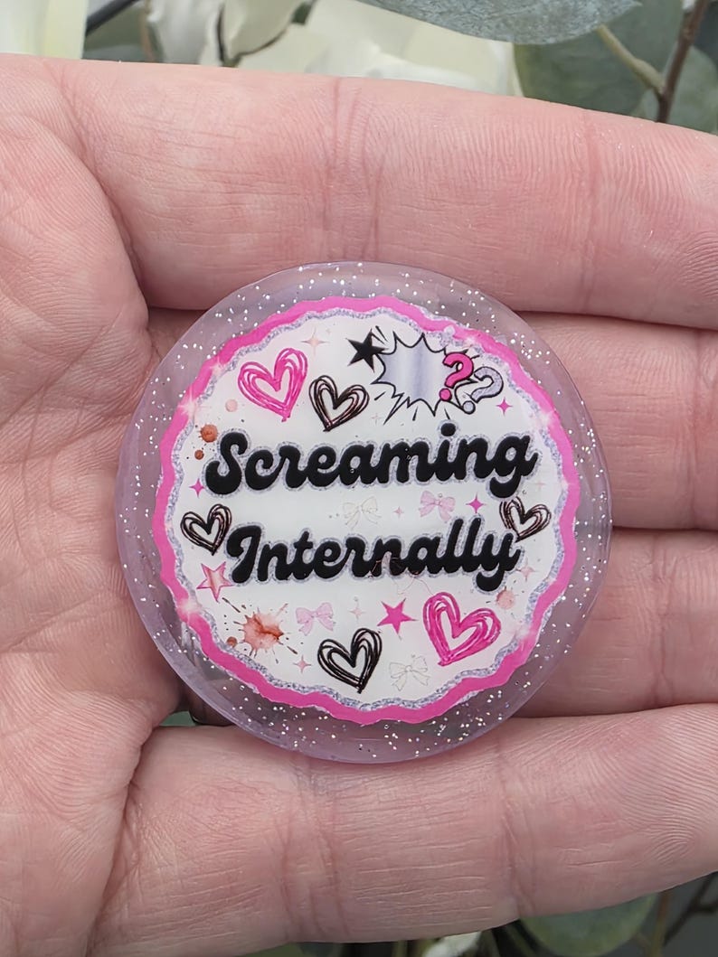 Screaming Internally Badge Reel Topper – Funny Nurse ID Holder - Etsy