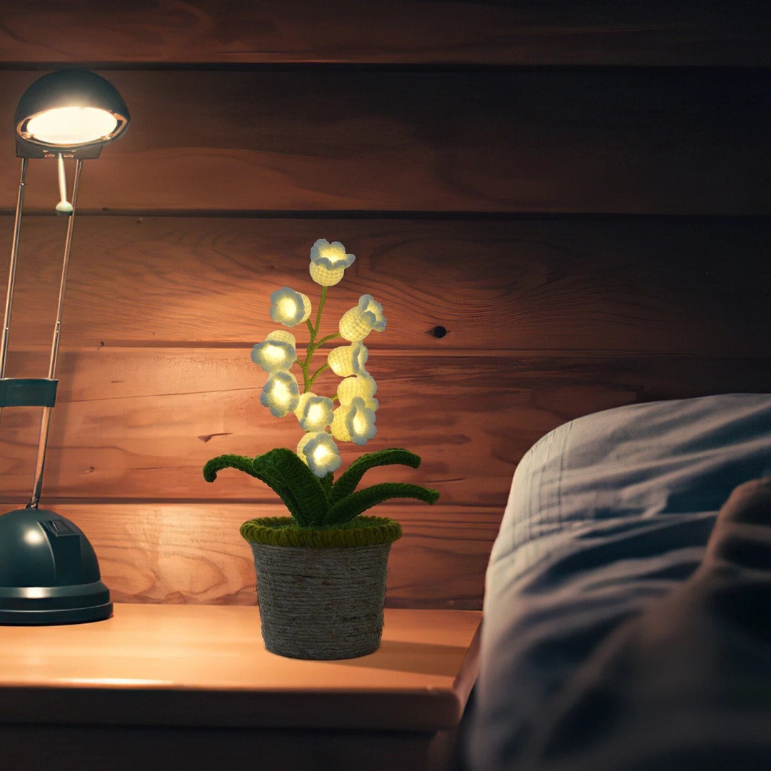 Lily of the Valley Retro Lamp, Fairy Light Handmade Flower Pot, Crochet Flowers Night Ligth ...