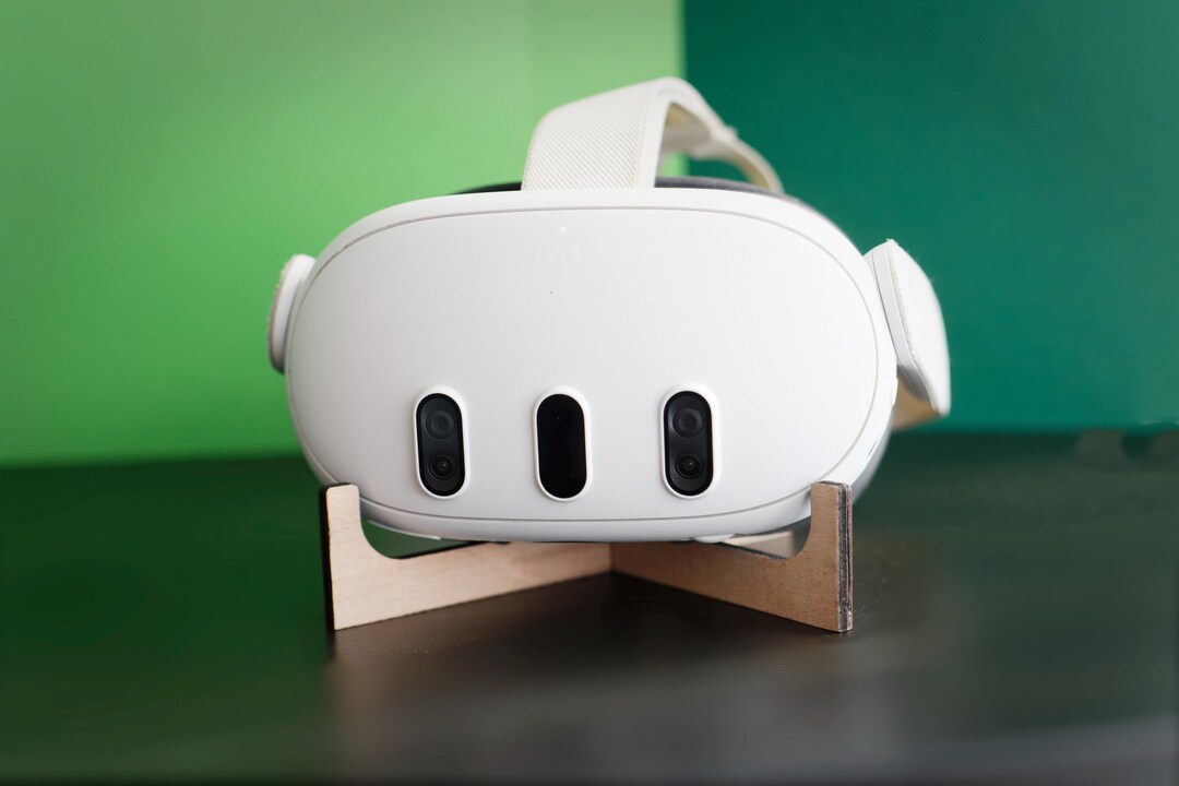 VR Stand for Meta Quest 3 - Small Wooden Portable Stand - Etsy
