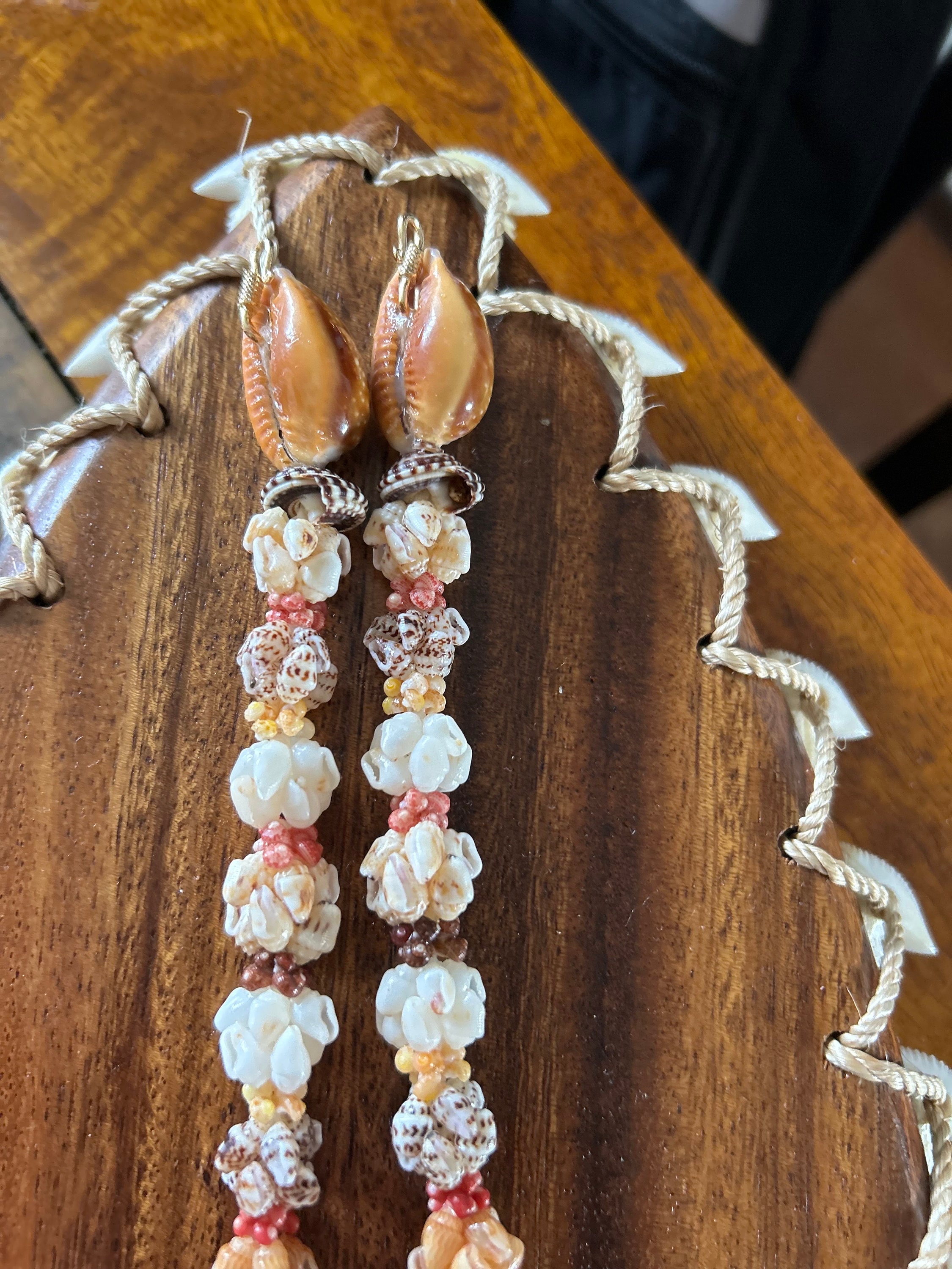 100% Genuine Niihau Dbl Crown Flower Shell Lei Jewelry 22”. Extremely ...