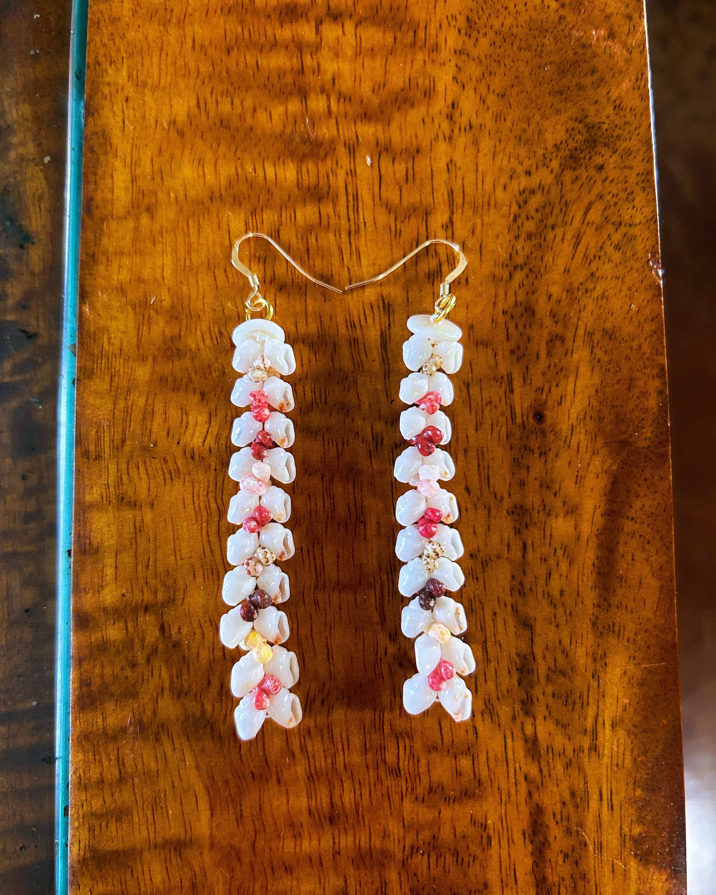 100% Genuine Niihau Heliconia Shell Earrings. 14k Gf Earwire. Exquisite Colors, Kahealani Shell ...