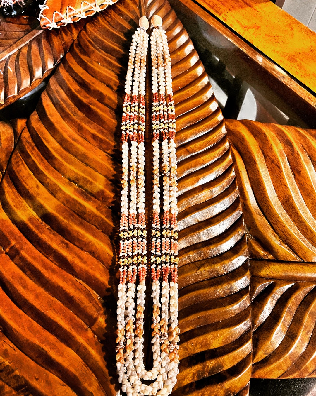 100% Genuine Vibrant Ni’ihau Shell Lei 40” Beautifully Graduated 3 ...