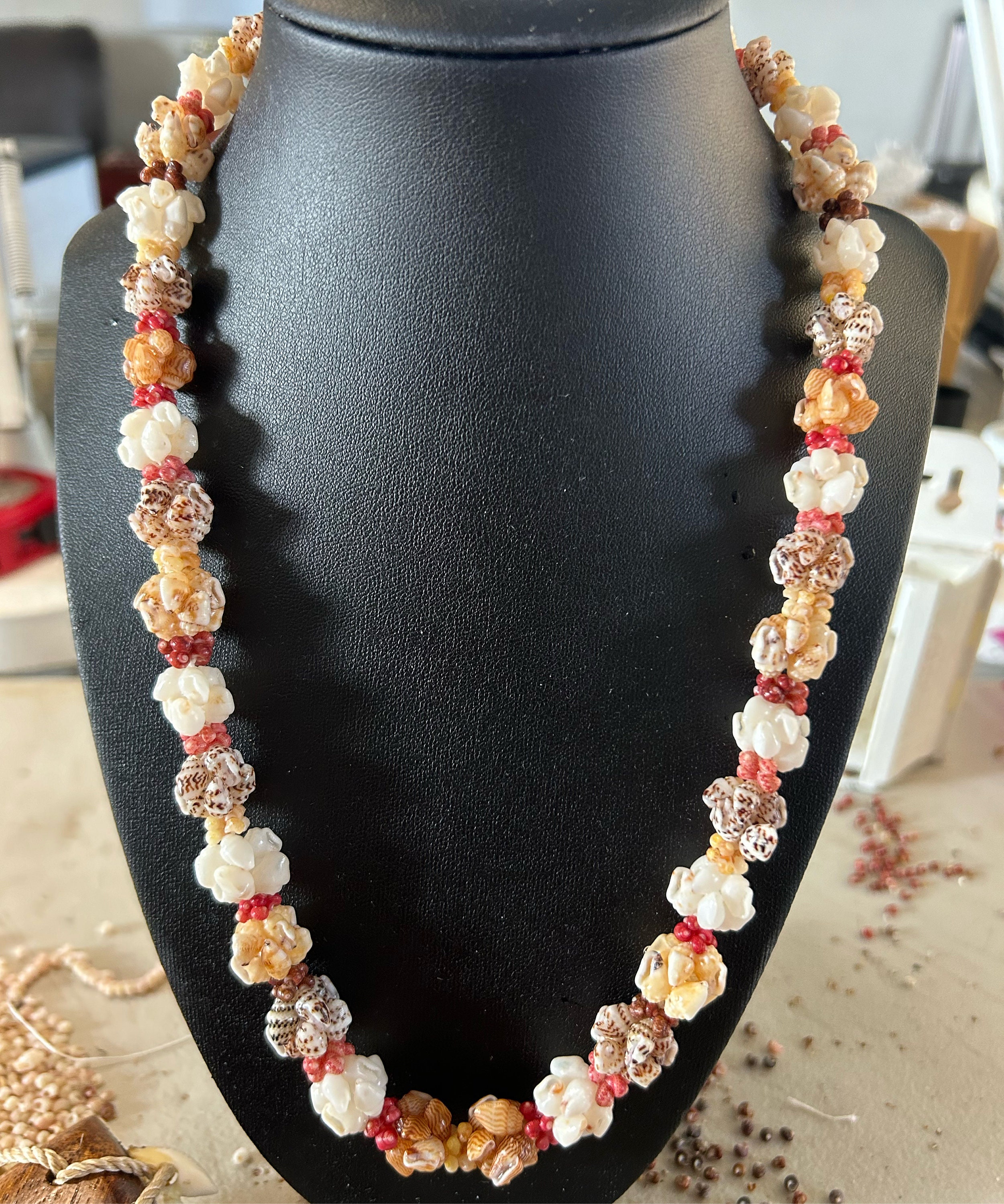 100% Genuine Niihau Dbl Crown Flower Shell Lei Jewelry 22”. Extremely ...