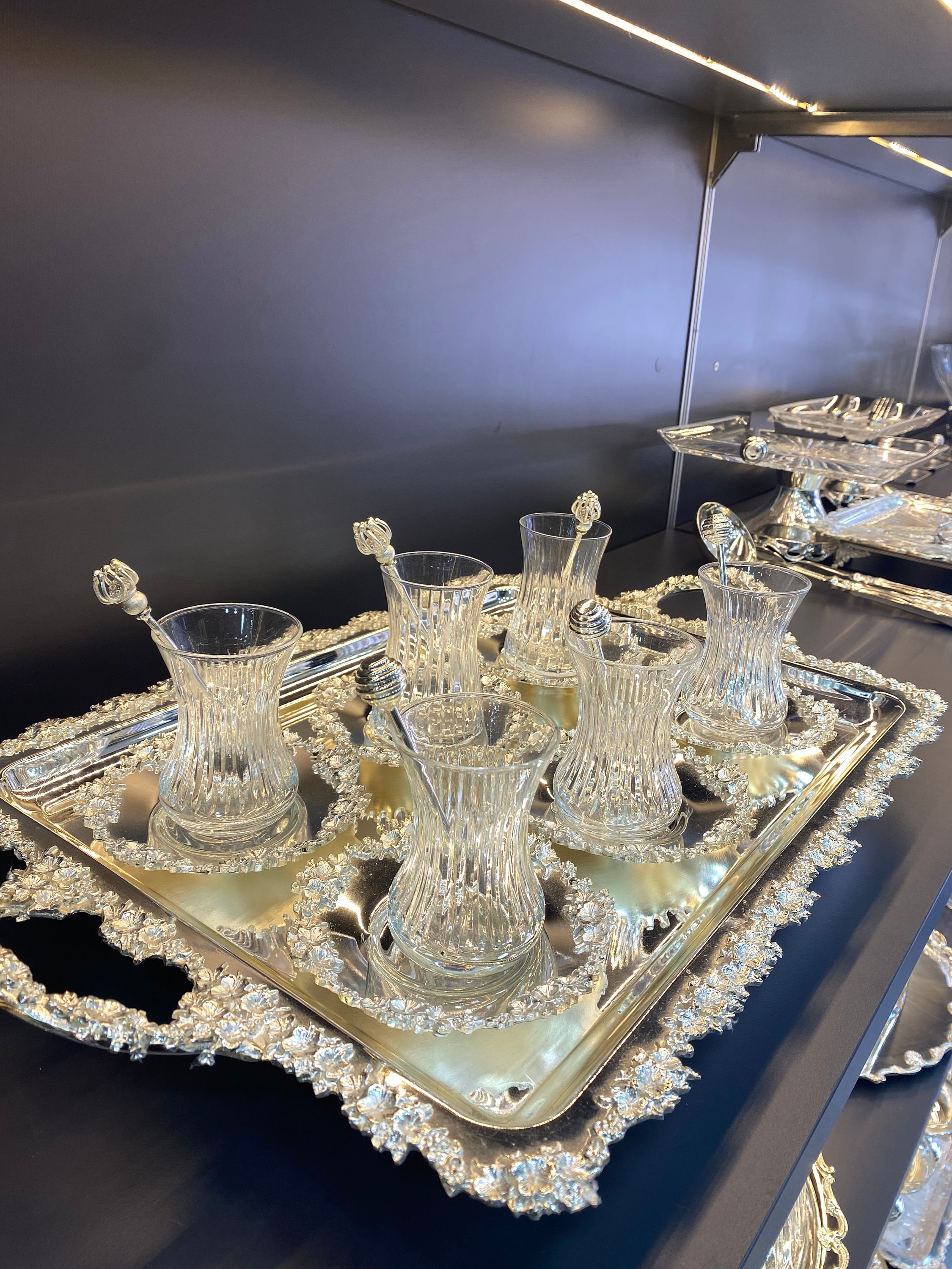 33 X 44 Cm 13 X 17.3 In Silver Tea Serving Tray With 6 Teacups, 6 ...