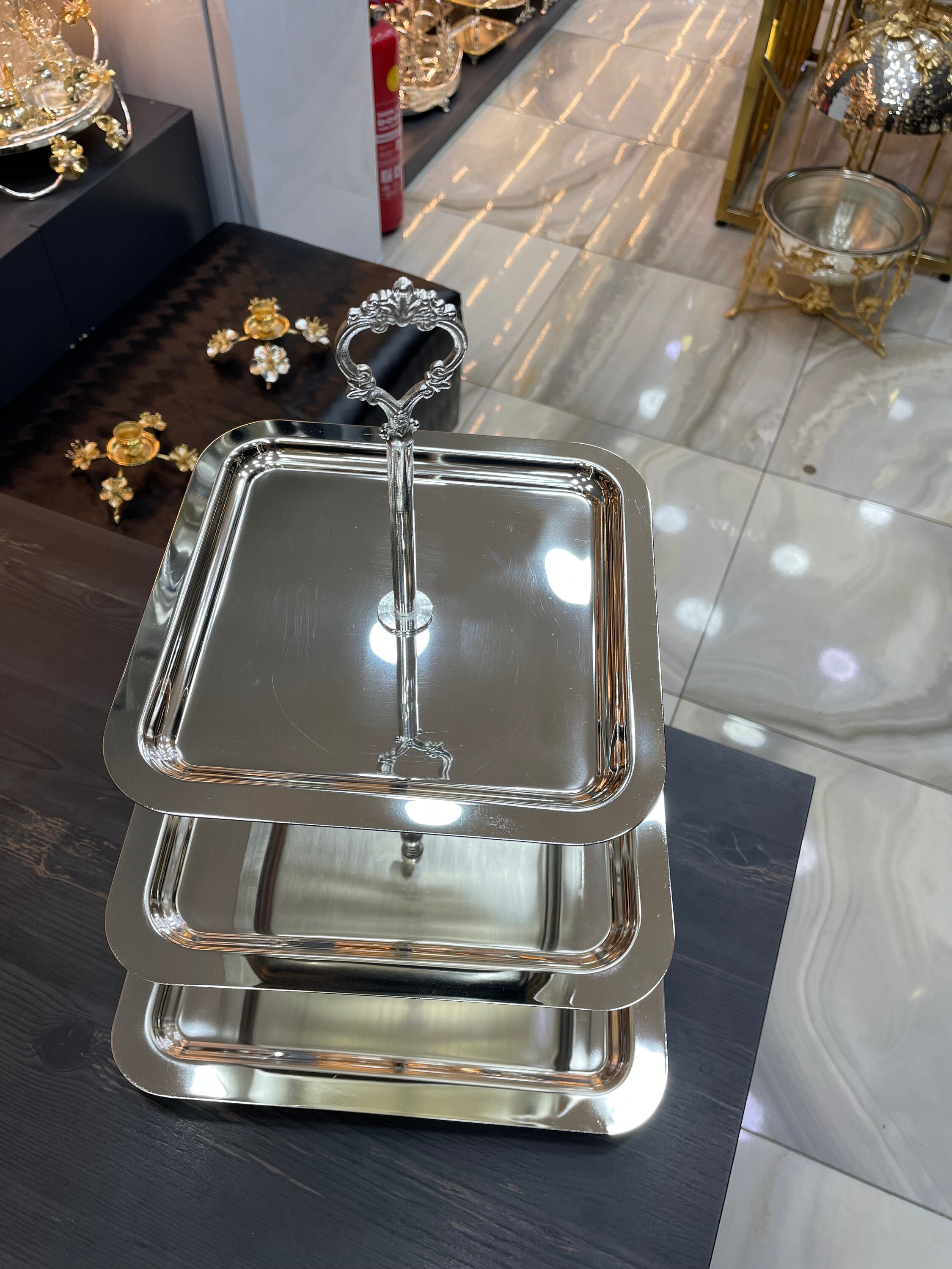 A Must-have 3 Tiered Presentation Stand for Your Parties and ...