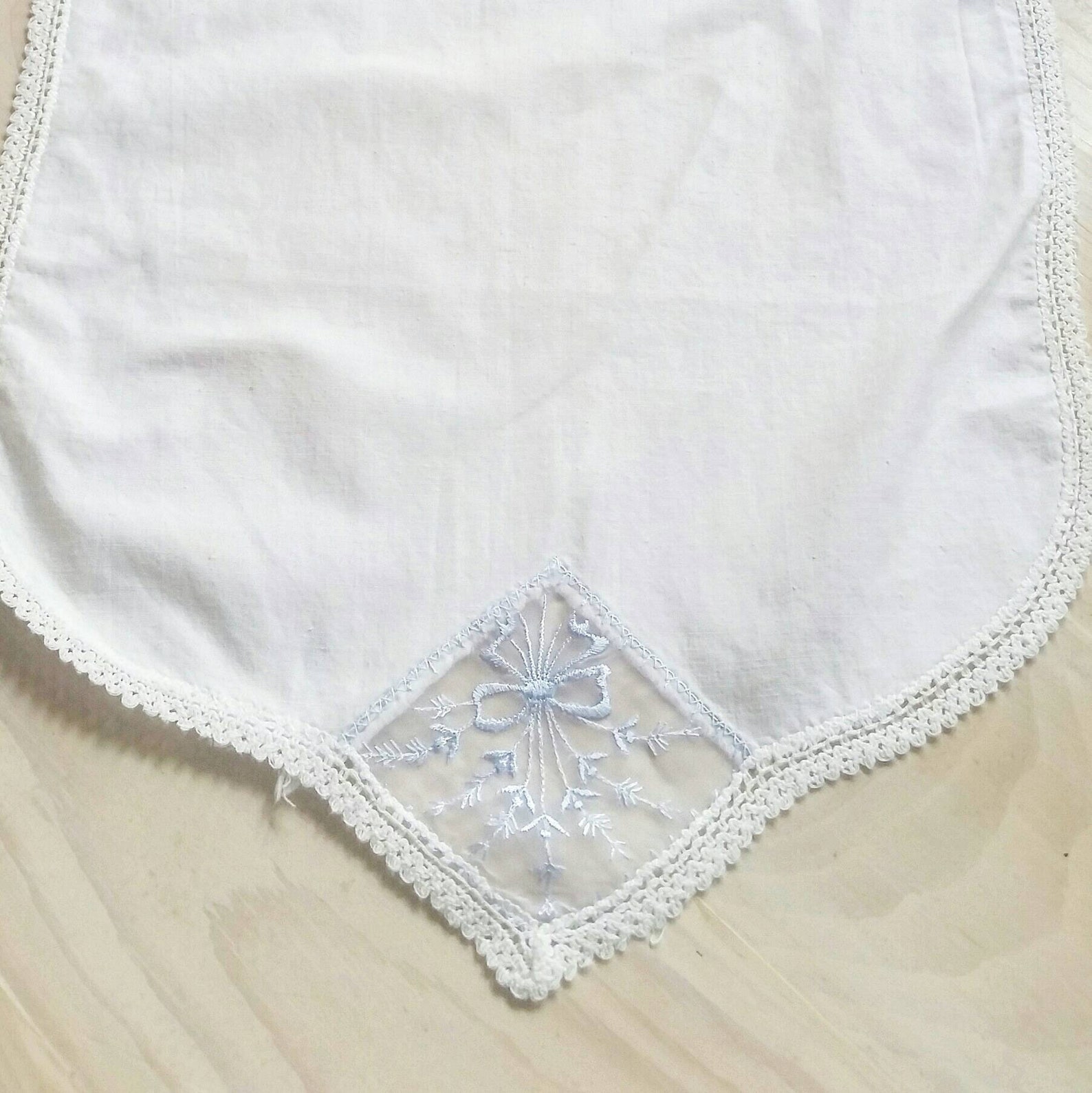 Delicate White Cotton Table Runner. Vintage White Cotton Table - Etsy