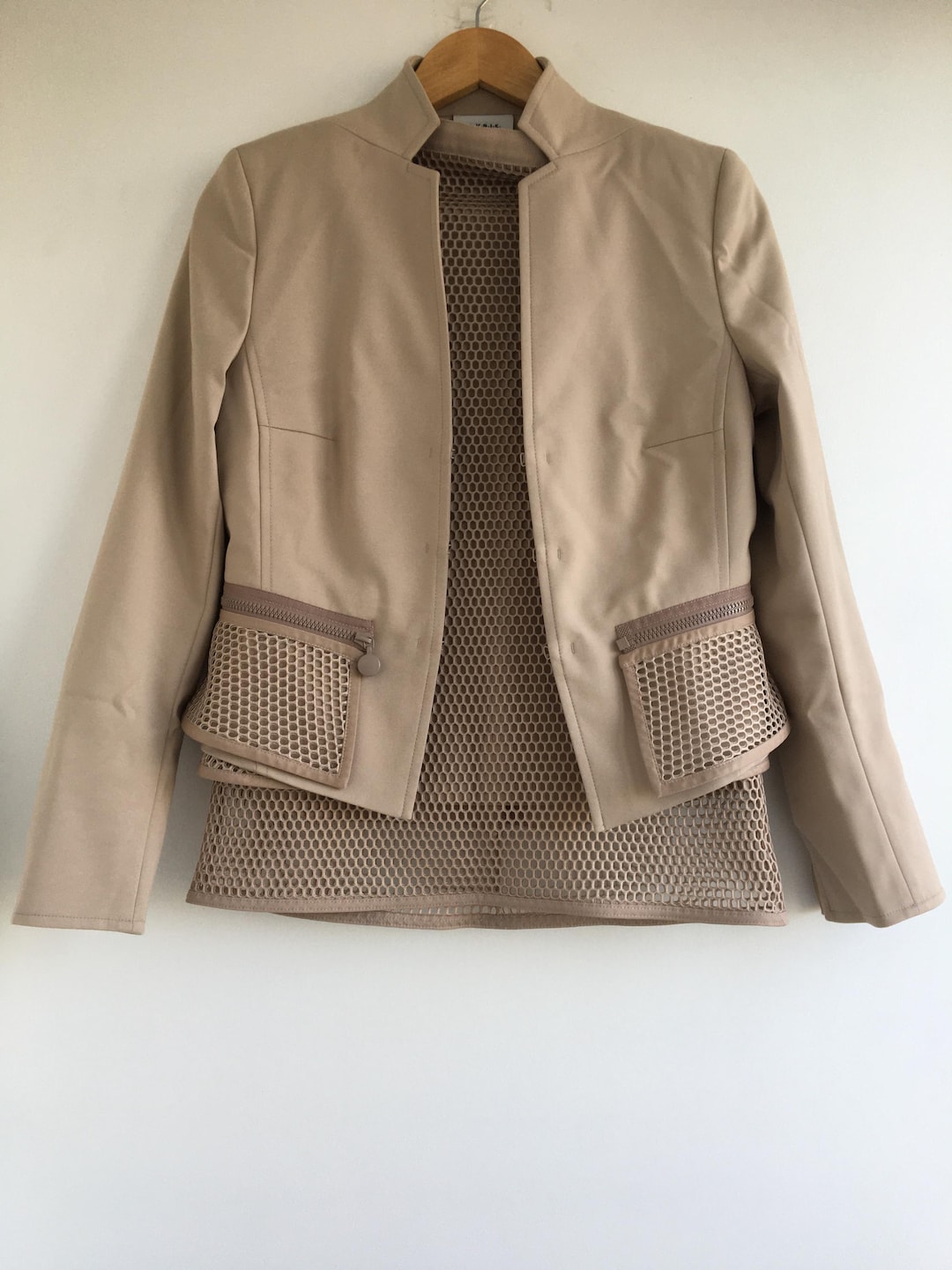 Women’s Akris Punto Beige Mesh Suit Blazer and Skirt - Size US 6-8 - Etsy