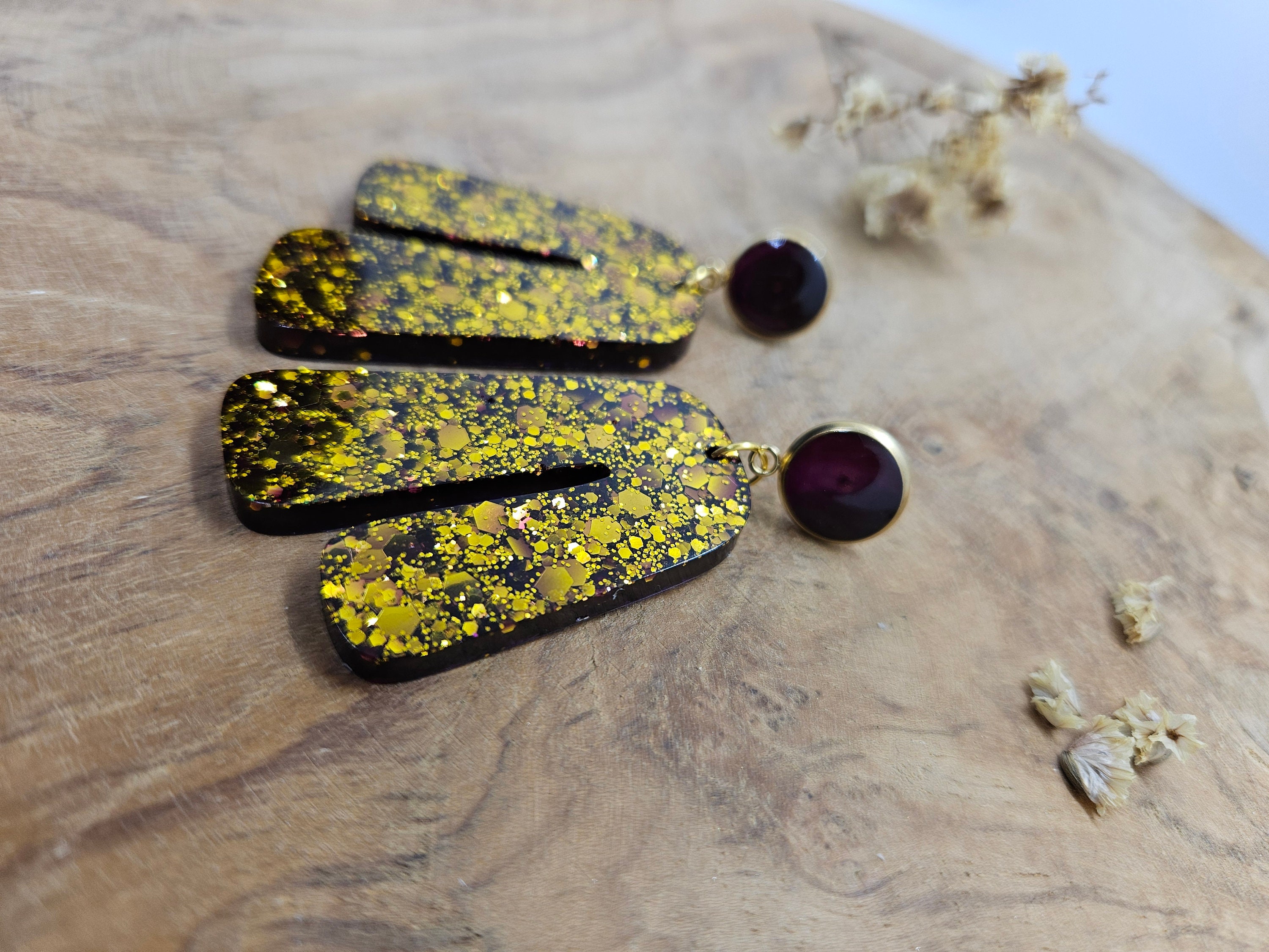 Gold gloria Earrings in Glitter and Purple. - Etsy