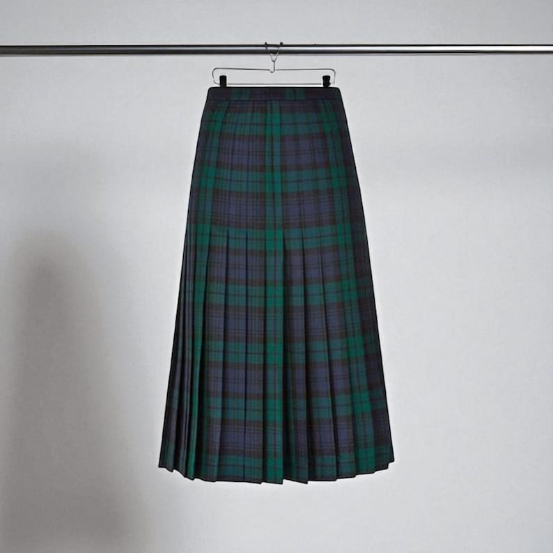 Women’s Black Watch Tartan Kilt | Traditional Scottish Pleated Skirt ...