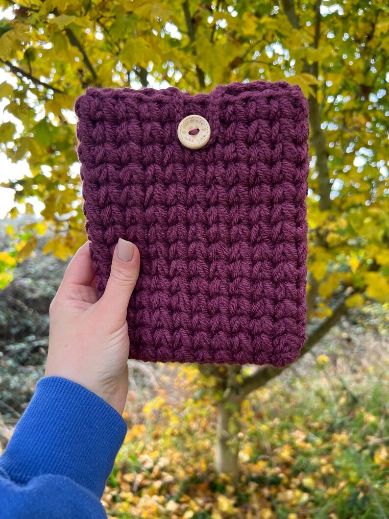 Crochet Kindle Sleeve: Handmade E-reader Case With Free Stickers - Etsy