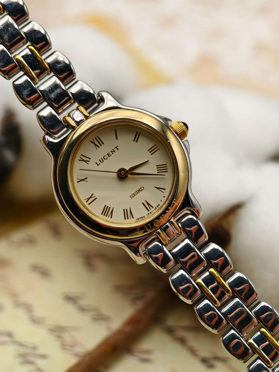 Vintage 1990s Lucent by Seiko Ladies Quartz Watch Two-tone Roman Dial ...