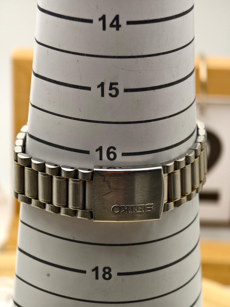 Vintage Seiko Spirit Men's Quartz Watch Two-tone Stainless Steel 35mm ...