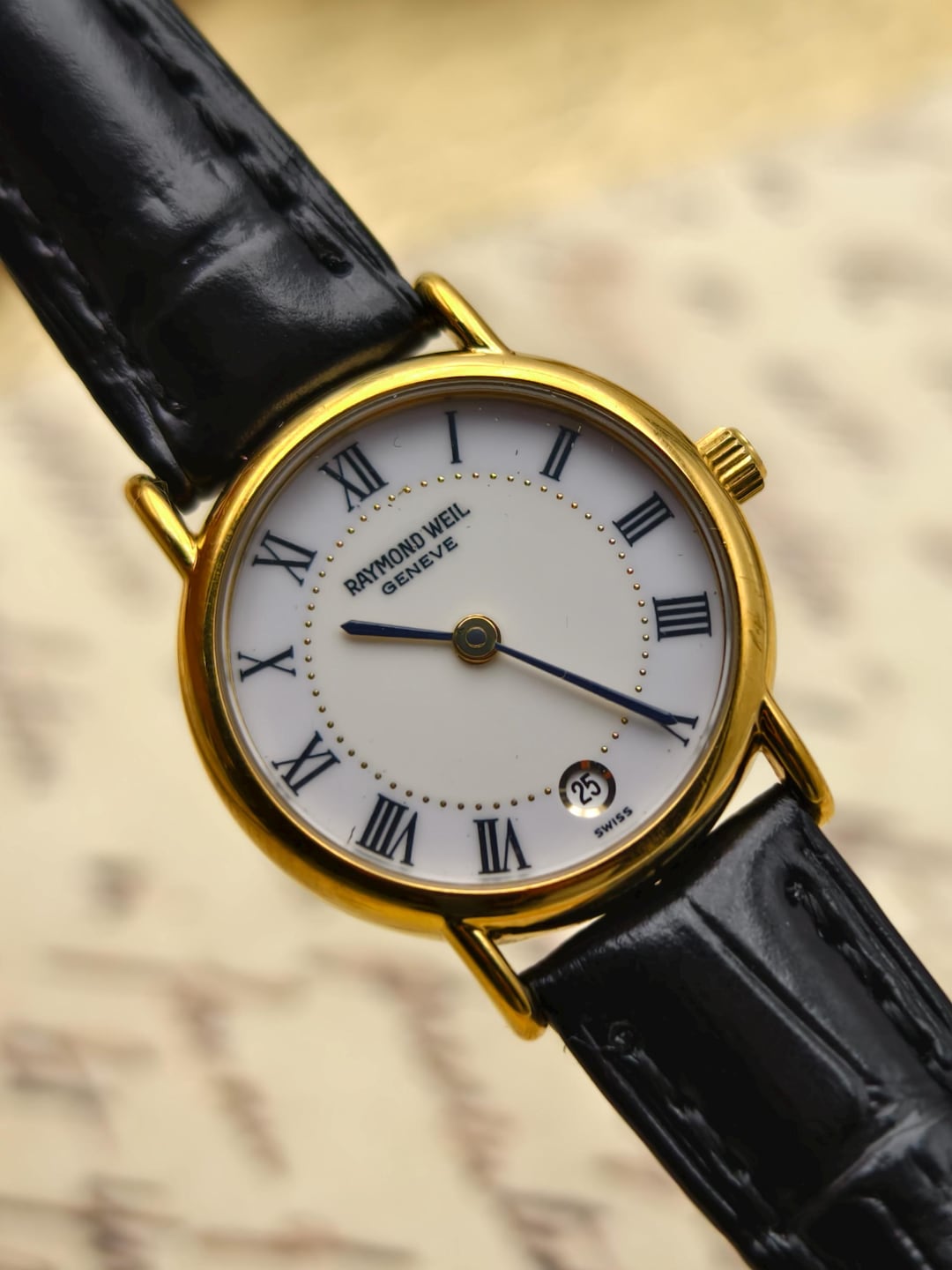 Vintage 1990s Raymond Weil Ladies Gold Plate Quartz Watch Roman Dial ...