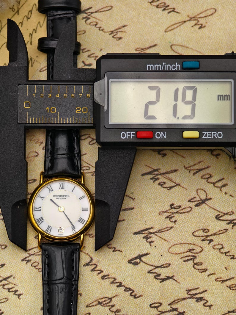 Vintage 1990s Raymond Weil Ladies Gold Plate Quartz Watch Roman Dial ...