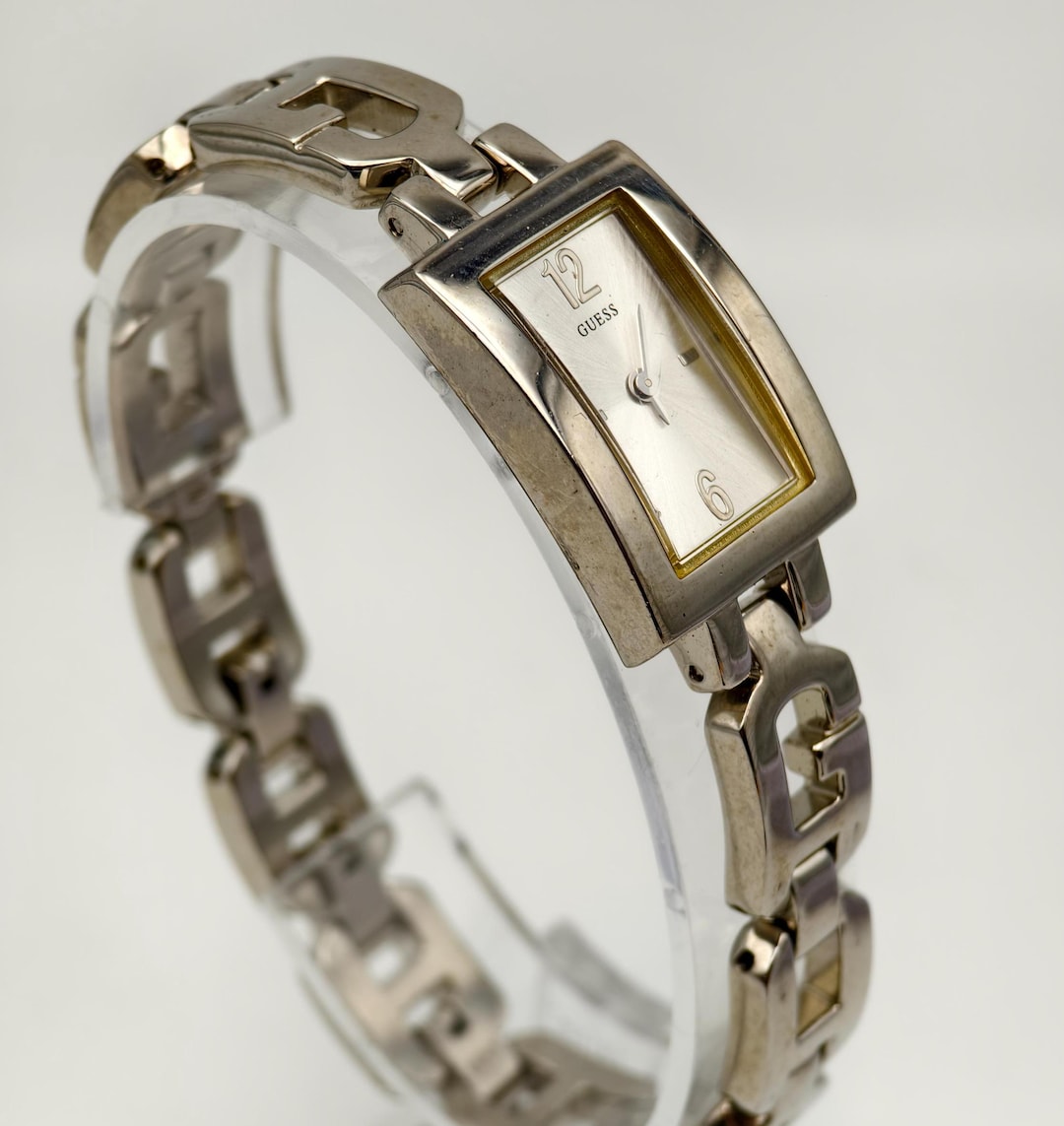 2000s Guess Ladies Silver Tone Quartz Watch 17.5mm Rectangle Case G ...