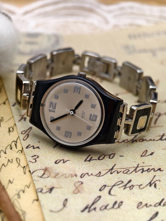 Vintage 2000s Swatch Ladies Quartz Watch Black Plasti… - Gem