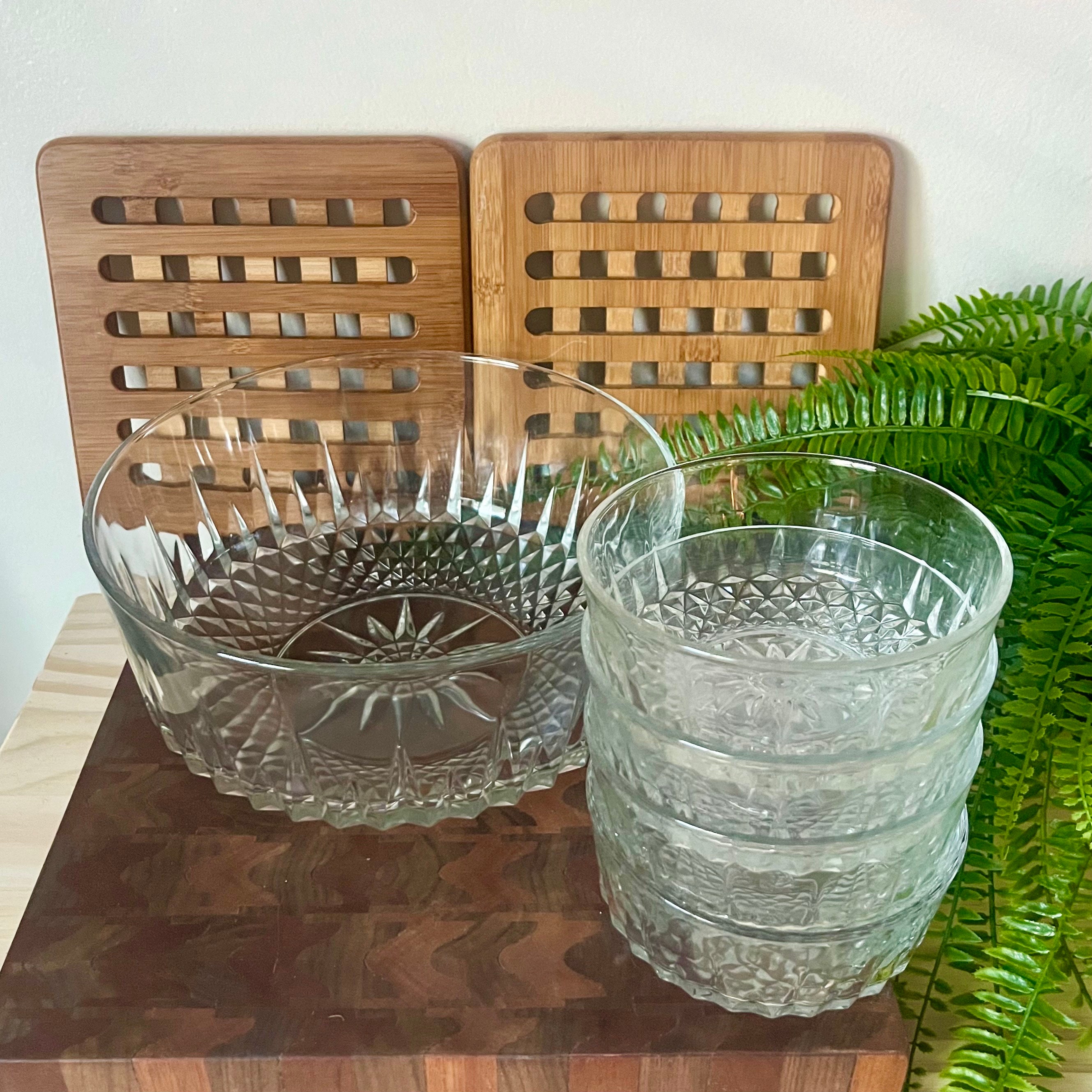 Set of Vintage Arcoroc France diamant Glass Crystal Serving Bowl With 4 ...