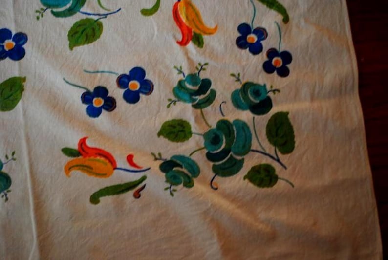 1960 Bark Cloth Tablecloth ( 51,0