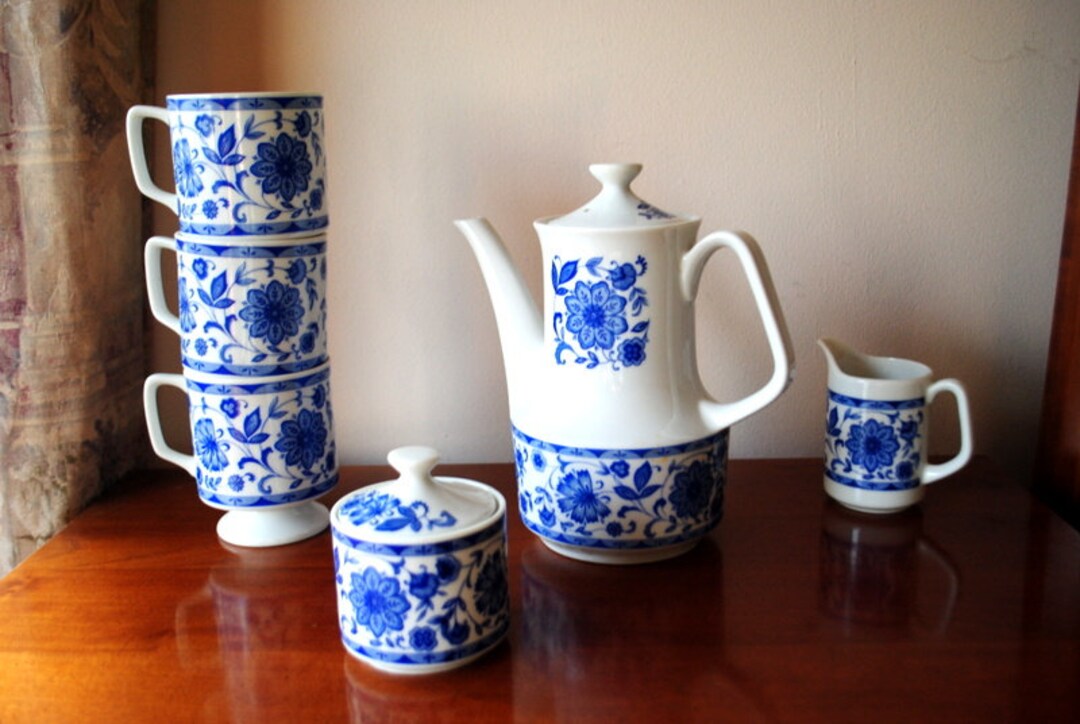 1960 Vintage , Collectible , White Porcelain , Blue Flowers Pattern ...
