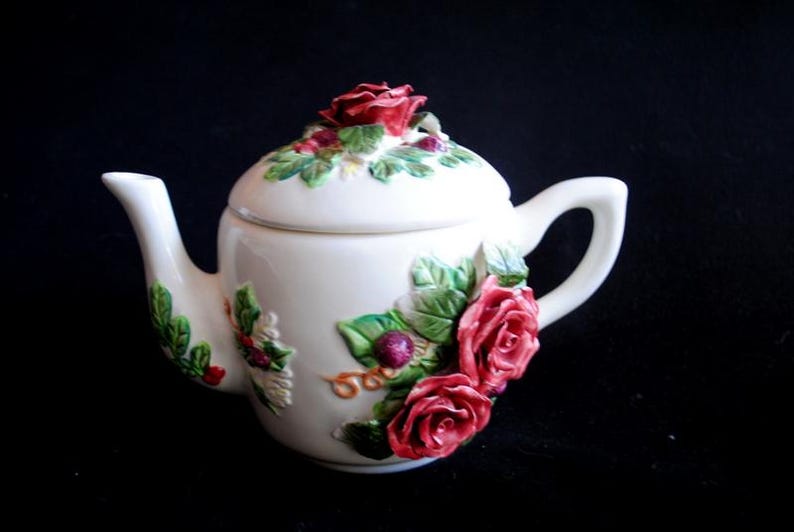 1990 Vintage , White Ceramic, Beautiful Tea Pot , Burgundy Raised Roses ...