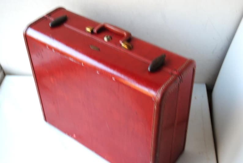 1940 Vintage, Light Chestnut Brown, Hard Shell/metal , Luxury ,awesome ...