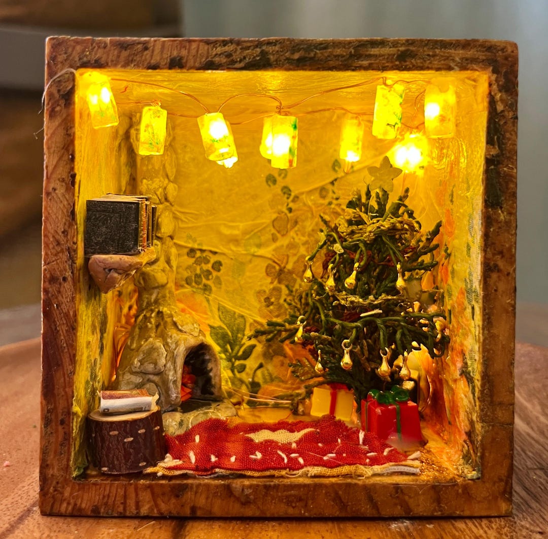 Miniature Christmas Diorama: Lighted Fairy Elf Scene - Etsy