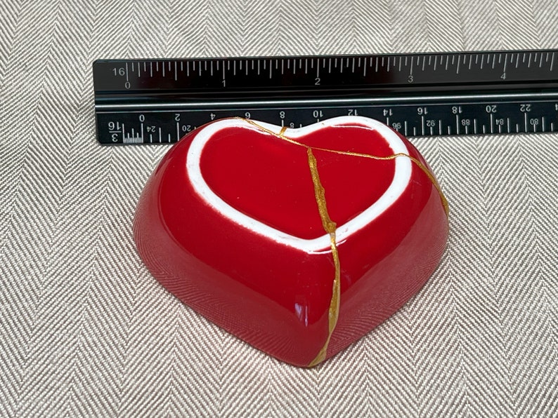 Kintsugi Red Heart Dish Golden Repair Gift Kintsugi Pottery Broken and ...