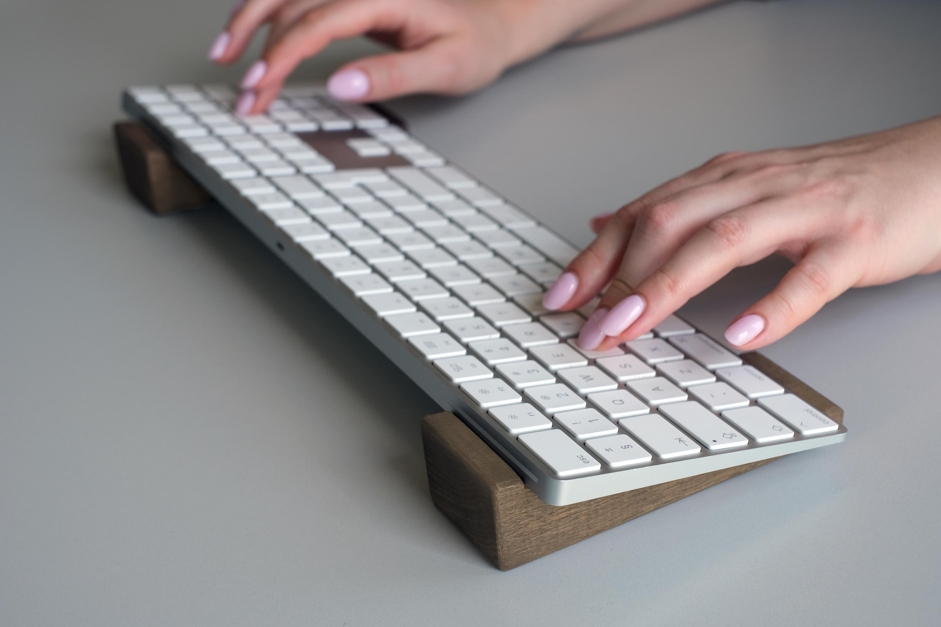Wooden Apple Keyboard Stand / Angler - Etsy