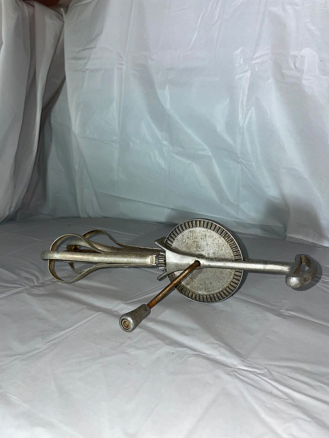 Aluminum Beauty Hand Mixer / Vintage / Kitchen / Hand Mixer / Antique ...