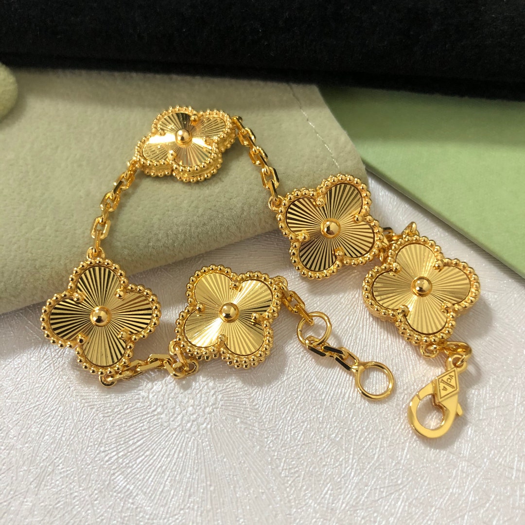 Authenticity Van Cleef 18K Yellow Gold 5 Motifs Guilloche Vintage ...