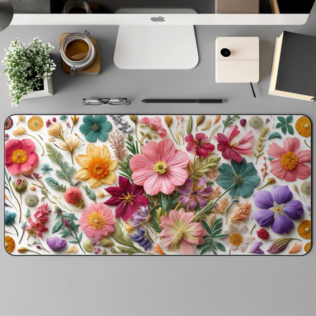 Pressed Flowers Desk Mat, Pressed Flower Art, Desk Decorations, Nature ...