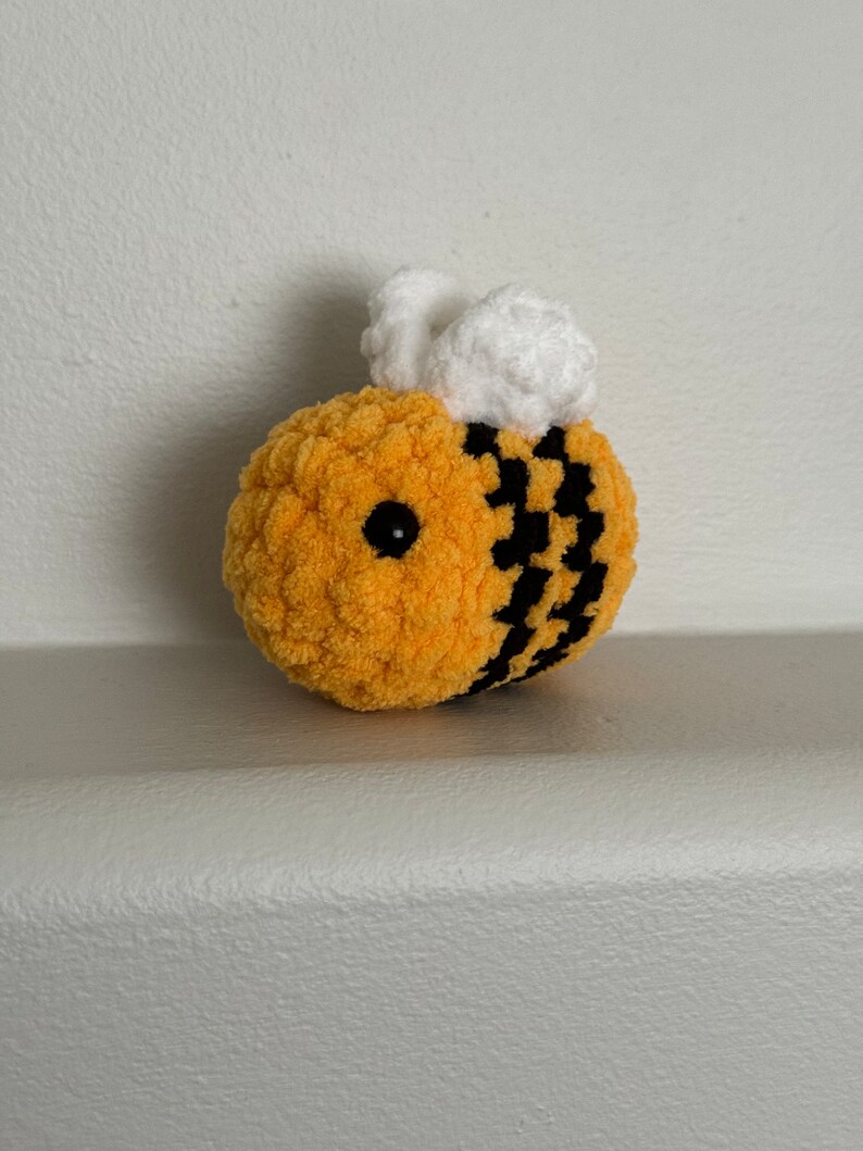 Mini Bumblebee - Etsy