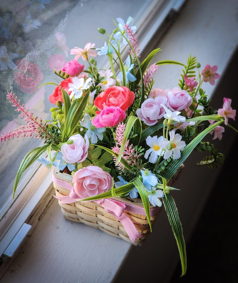 Spring Flowers in Basket - Etsy