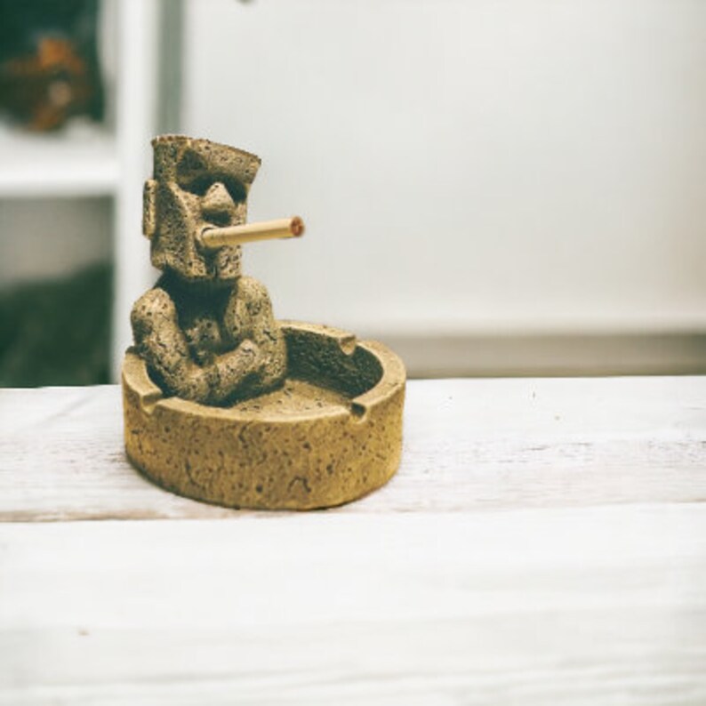 Muscle Moai Easter Island Style Home Decor Unique Figurine Ashtray ...