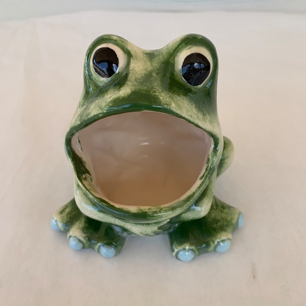 Ceramic Frog Soap Holder - Etsy