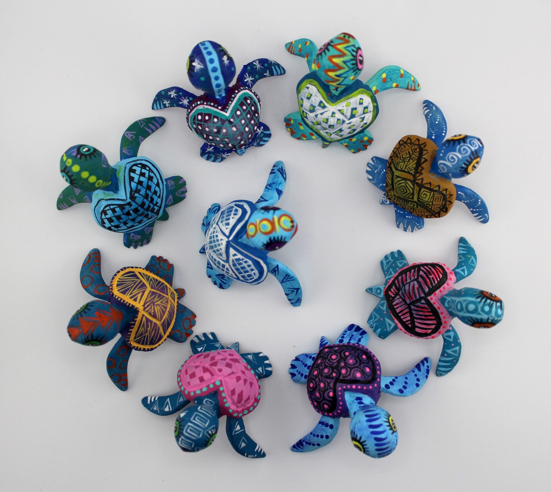 Set of 3 Mini Turtle Alebrijes, Handmade Multicolor Spirit Guides ...