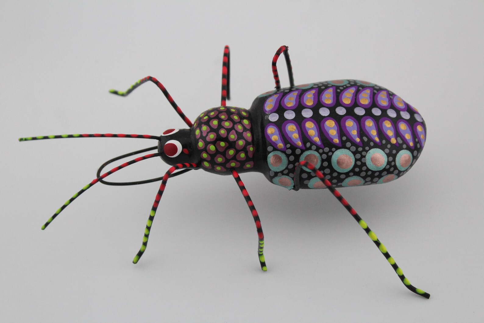 Handcrafted Rainbow Insects for Decoration, Clay Bodies, Handpainted ...